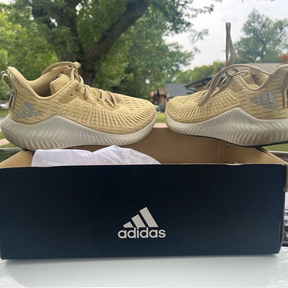 adidas | Shoes | Adidas Alphabounce Gold | Poshmark